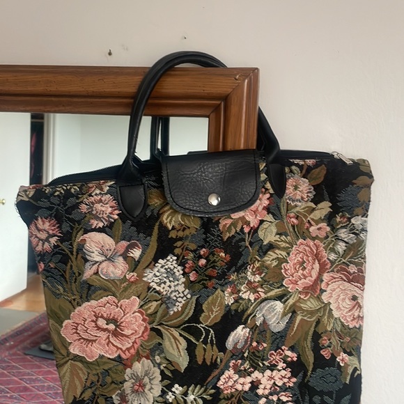 Signare | Bags | Signare Brand Hand Held Zipper Foldable Tapestry Bag ...